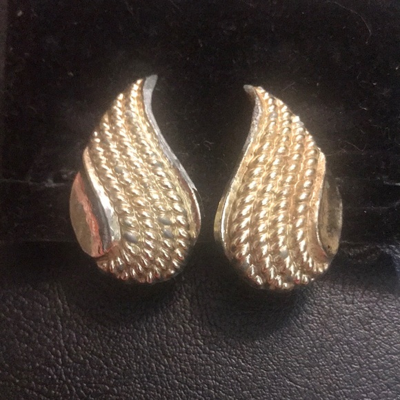 Lisner Jewelry | Jewelry | Vintage Silver Leaf Signed Lisner Earrings ...